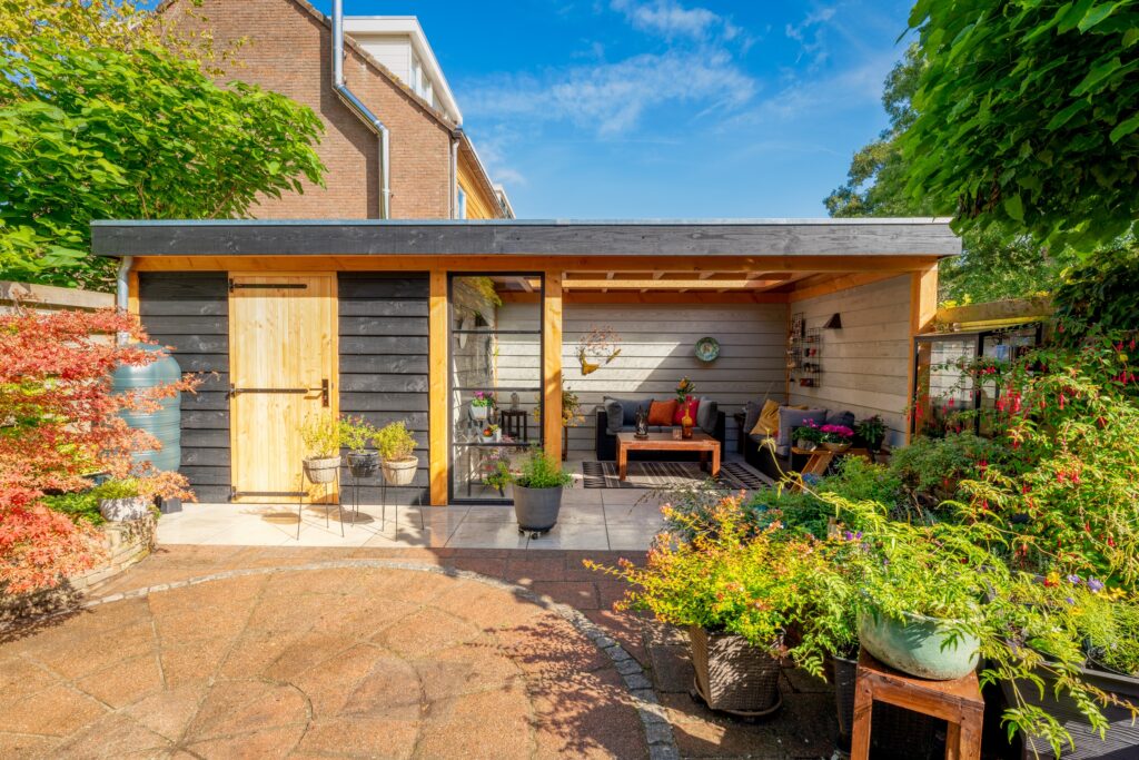 Het zonnige boetje met schuurtje van George en Marga uit Alkmaar - Uw ...